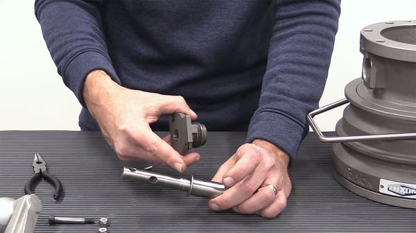 5500-Series API Coupler Rebuild and Maintenance